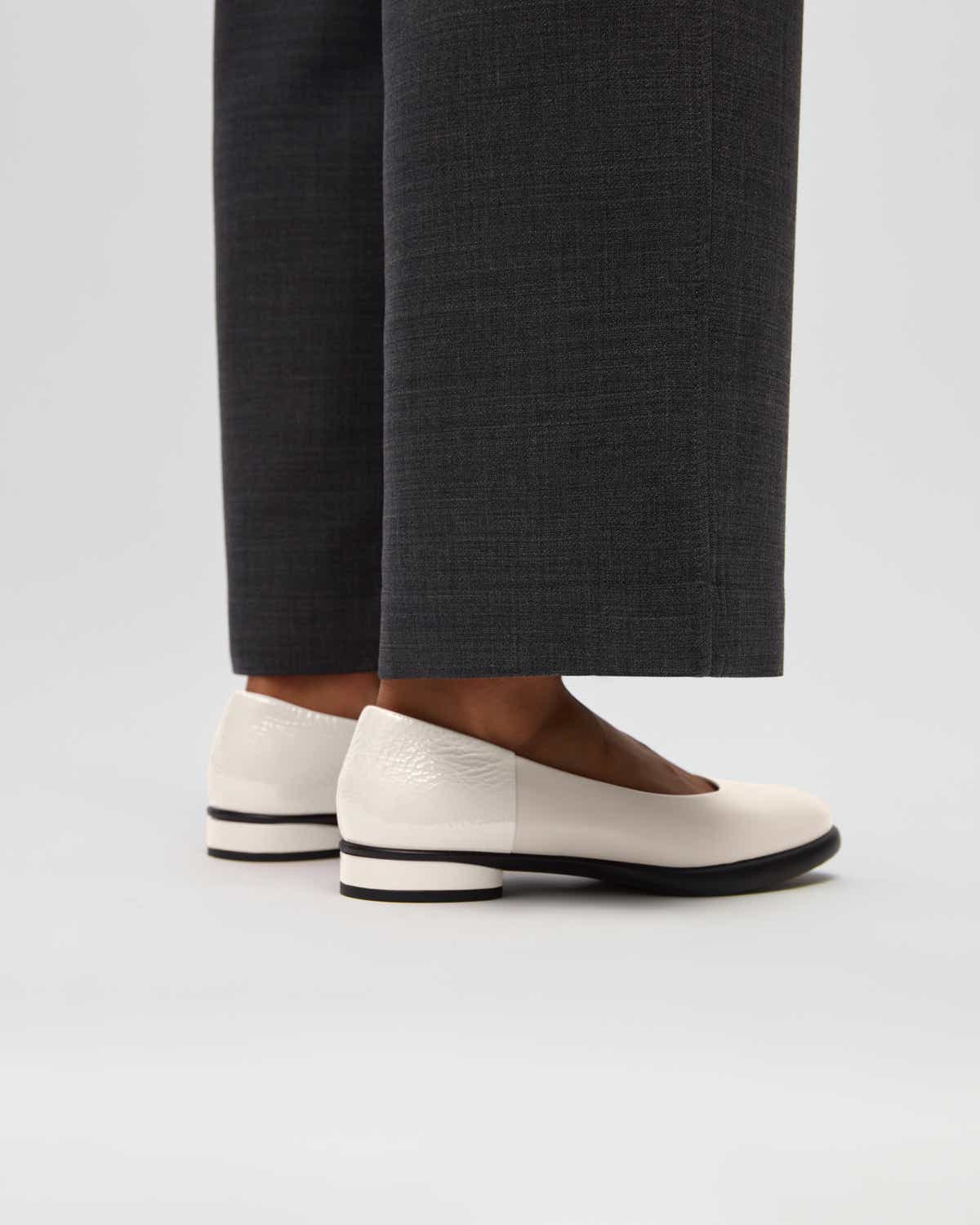 Women's ECCO® Sculpted LX Leather Ballerina | Beige